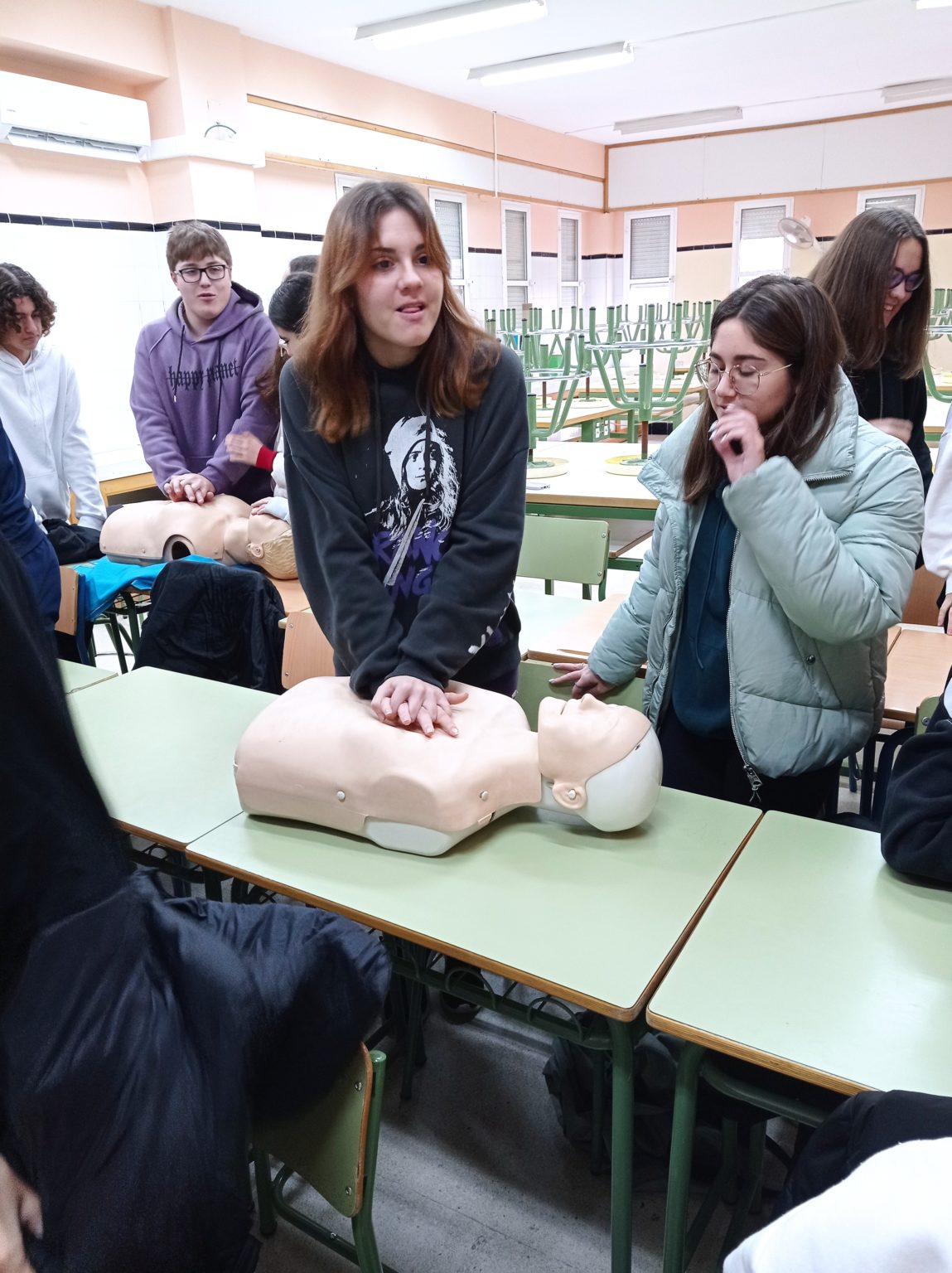 SESIÓN FORMATIVA DE PRIMEROS AUXILIOS Y RCP EN 1º DE BACHILLERATO – IES ...